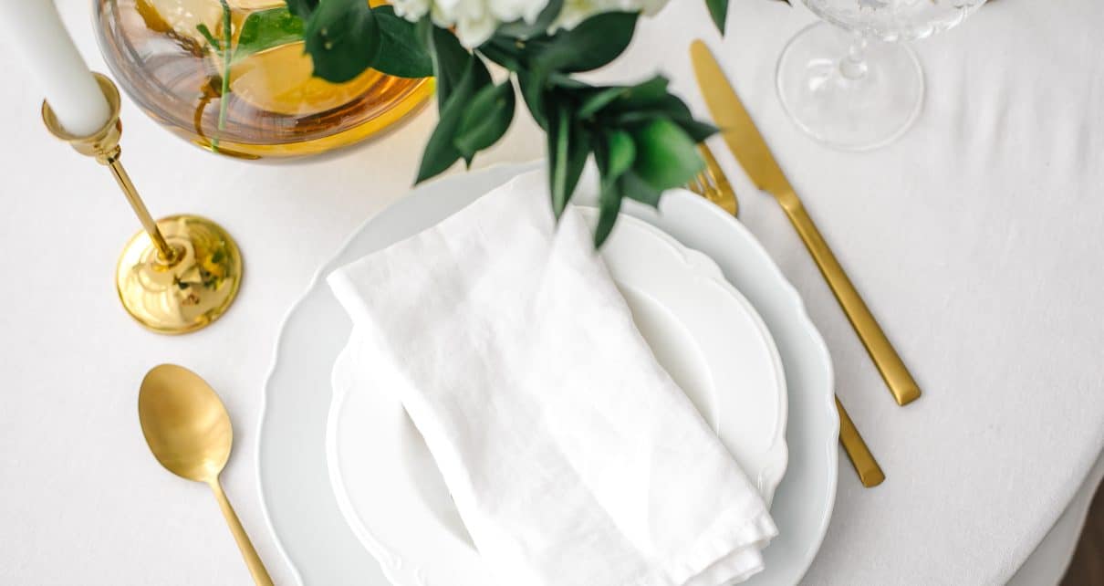 Les secrets d'une table bien dressée : comment organiser les couverts?